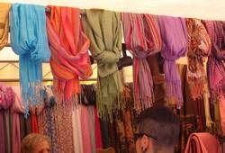 Shopping in Rome, Italy for souvenirs: what to buy now.