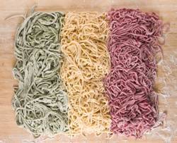 Colored pasta : how to make different types of pasta.